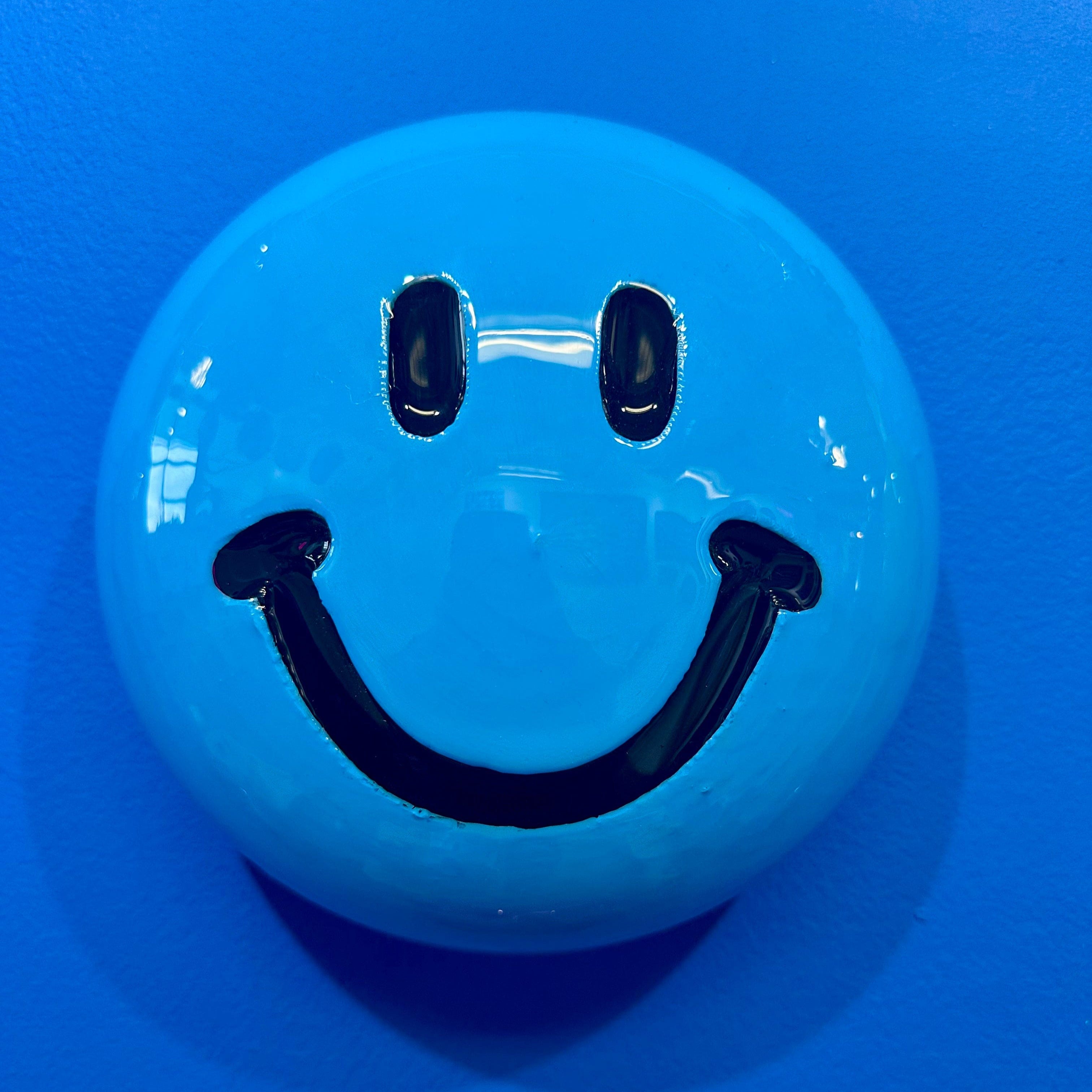Jessica Elder, Light Blue Smiley Face - Original Wall Sculpture – PxP ...